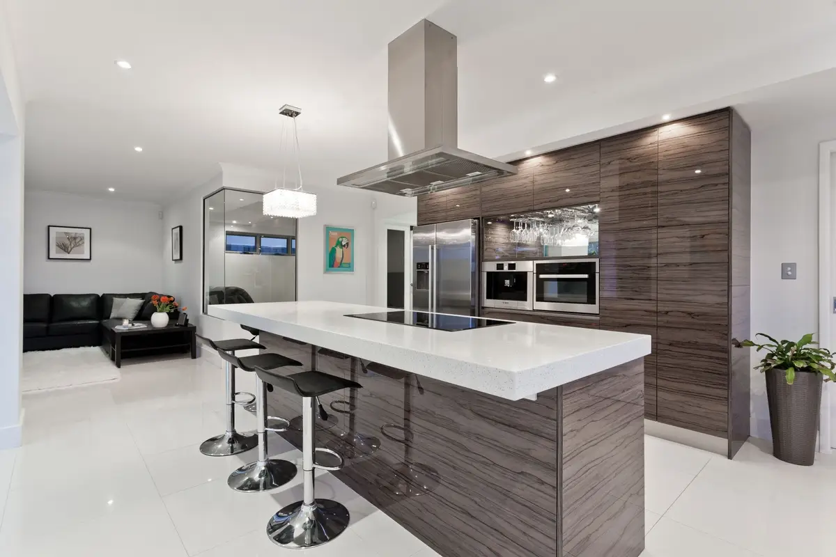 A Simple Guide to Stainless Steel Extraction Hoods for Any Kitchen